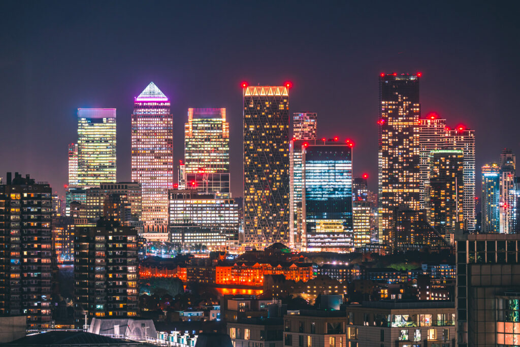 Canary Wharf Skyline view - Financial hub in London - The TRADE